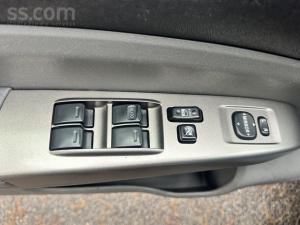 Grey Toyota Prius 2008 in Riga, with an engine capacity of 1.50 L and mileage of 340 thousand km for 3990 €, photo 19 on AUTOMOTO.COM.LV