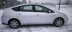 Pelēks Toyota Prius 2009 Kauņa, ar dzinēja tilpumu 1.50 L un nobraukumu 262 tūkst. km par 4350 €, foto 15 vietnē AUTOMOTO.COM.LV