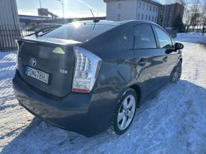Pelēks Toyota Prius 2009 Marijampole, ar dzinēja tilpumu 1.80 L un nobraukumu 260 tūkst. km par 5399 €, foto 7 vietnē AUTOMOTO.COM.LV