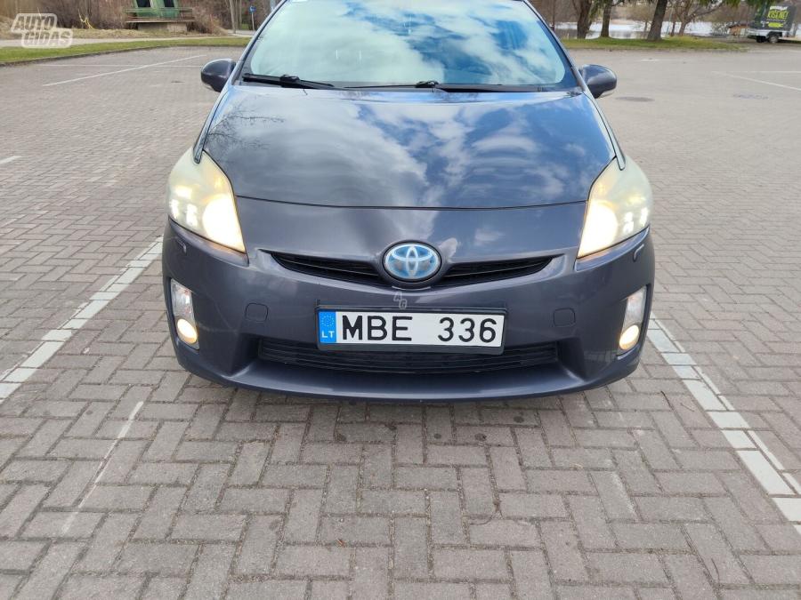 Pelēks Toyota Prius 2009 Trakai, ar dzinēja tilpumu 1.80 L un nobraukumu 600 tūkst. km par 4850 €, foto 5 vietnē AUTOMOTO.COM.LV