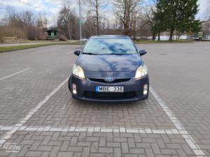 Pelēks Toyota Prius 2009 Trakai, ar dzinēja tilpumu 1.80 L un nobraukumu 600 tūkst. km par 4850 €, foto 6 vietnē AUTOMOTO.COM.LV