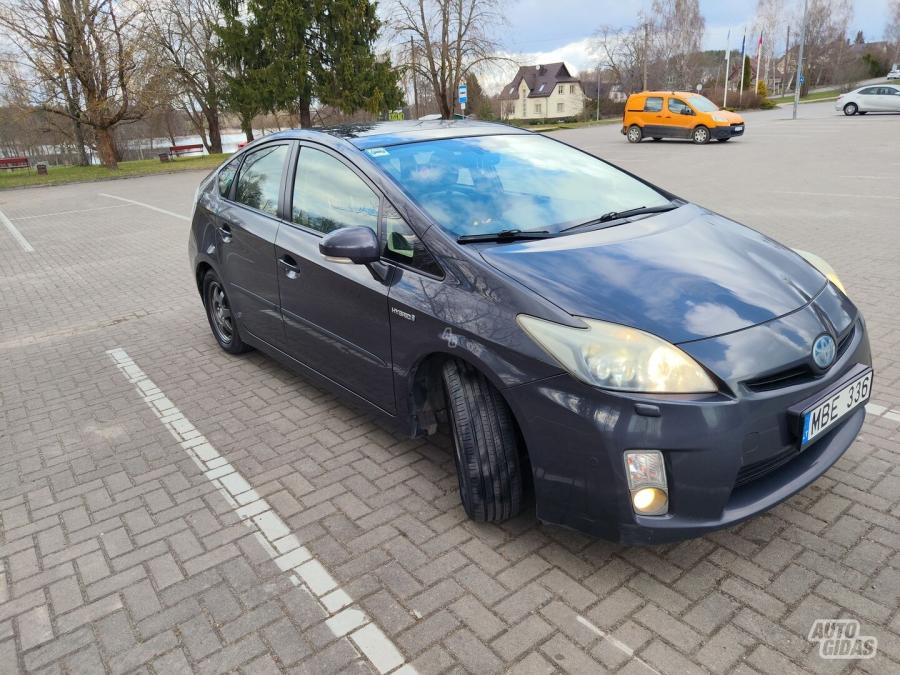 Pelēks Toyota Prius 2009 Trakai, ar dzinēja tilpumu 1.80 L un nobraukumu 600 tūkst. km par 4850 €, foto 7 vietnē AUTOMOTO.COM.LV