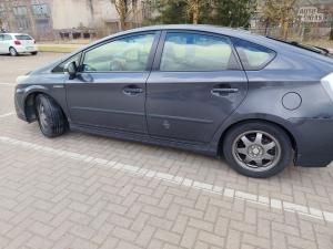 Pelēks Toyota Prius 2009 Trakai, ar dzinēja tilpumu 1.80 L un nobraukumu 600 tūkst. km par 4850 €, foto 13 vietnē AUTOMOTO.COM.LV