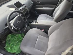 Pelēks Toyota Prius 2009 Viļņa, ar dzinēja tilpumu 1.50 L un nobraukumu 500 tūkst. km par 3550 €, foto 8 vietnē AUTOMOTO.COM.LV