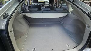 Grey Toyota Prius 2009 in Vilnius, with an engine capacity of 1.80 L and mileage of 295 thousand km for 5799 €, photo 9 on AUTOMOTO.COM.LV