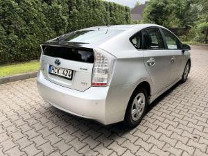 Pelēks Toyota Prius 2009 Viļņa, ar dzinēja tilpumu 1.80 L un nobraukumu 336 tūkst. km par 2850 €, foto 6 vietnē AUTOMOTO.COM.LV