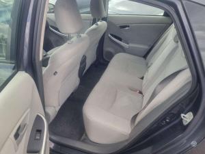 Grey Toyota Prius 2009 in Utena, with an engine capacity of 0.00 L and mileage of 226 thousand km for 4900 €, photo 6 on AUTOMOTO.COM.LV