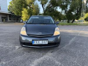 Pelēks Toyota Prius 2009 Kauņa, ar dzinēja tilpumu 1.50 L un nobraukumu 289 tūkst. km par 3690 €, foto 3 vietnē AUTOMOTO.COM.LV