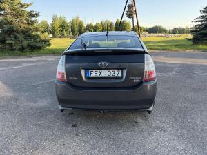 Pelēks Toyota Prius 2009 Kauņa, ar dzinēja tilpumu 1.50 L un nobraukumu 289 tūkst. km par 3690 €, foto 7 vietnē AUTOMOTO.COM.LV