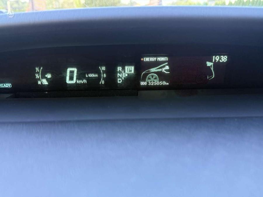 Серый Тойота Приус 2009 в Вильнюс, объемом двигателя 1.80 л и пробегом 325 тыс. км за 4900 €, фото 19 на AUTOMOTO.COM.LV
