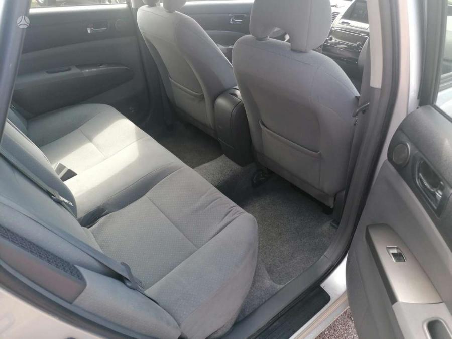 Pelēks Toyota Prius 2009 Tauragė, ar dzinēja tilpumu 1.50 L un nobraukumu 268 tūkst. km par 4700 €, foto 12 vietnē AUTOMOTO.COM.LV