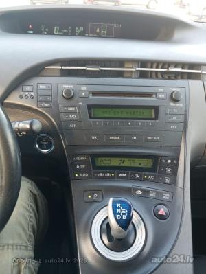 Pelēks Toyota Prius 2009 Rīga, ar dzinēja tilpumu 1.80 L un nobraukumu 340 tūkst. km par 5700 €, foto 13 vietnē AUTOMOTO.COM.LV