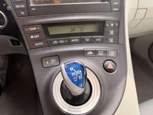 Grey Toyota Prius 2009 in Vilnius, with an engine capacity of 1.80 L and mileage of 117 thousand km for 9950 €, photo 31 on AUTOMOTO.COM.LV