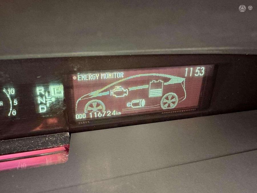 Grey Toyota Prius 2009 in Vilnius, with an engine capacity of 1.80 L and mileage of 117 thousand km for 9950 €, photo 34 on AUTOMOTO.COM.LV