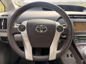 Grey Toyota Prius 2009 in Vilnius, with an engine capacity of 1.80 L and mileage of 117 thousand km for 9950 €, photo 36 on AUTOMOTO.COM.LV