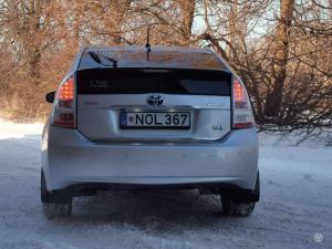 Pelēks Toyota Prius 2010 Šauļi, ar dzinēja tilpumu 1.80 L un nobraukumu 175 tūkst. km par 8950 €, foto 11 vietnē AUTOMOTO.COM.LV