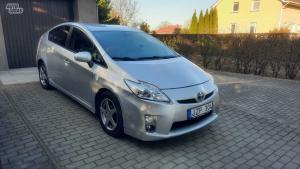 Pelēks Toyota Prius 2010 Kauņa, ar dzinēja tilpumu 1.80 L un nobraukumu 160 tūkst. km par 3650 €, foto  vietnē AUTOMOTO.COM.LV