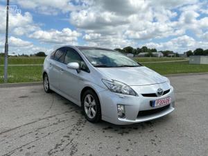 Pelēks Toyota Prius 2010 Kauņa, ar dzinēja tilpumu 1.80 L un nobraukumu 255 tūkst. km par 5400 €, foto 5 vietnē AUTOMOTO.COM.LV
