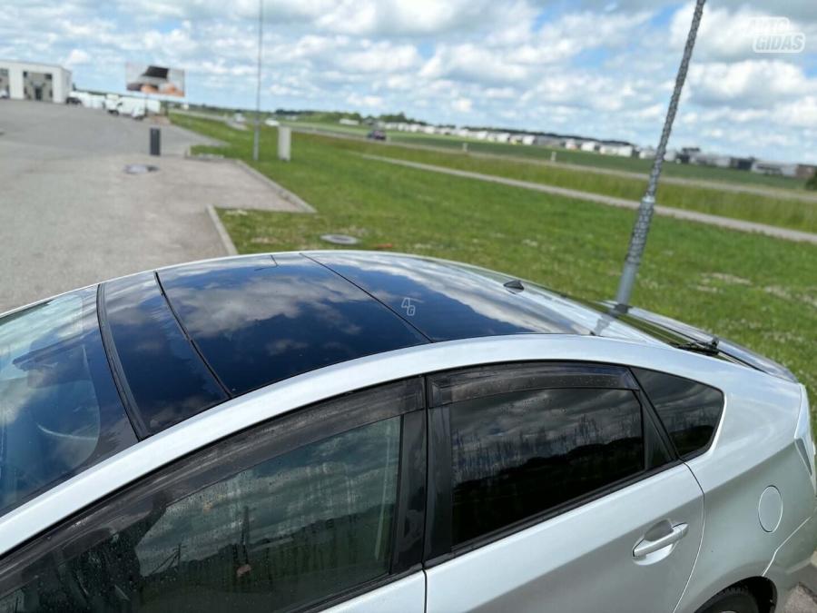 Pelēks Toyota Prius 2010 Kauņa, ar dzinēja tilpumu 1.80 L un nobraukumu 255 tūkst. km par 5400 €, foto 6 vietnē AUTOMOTO.COM.LV