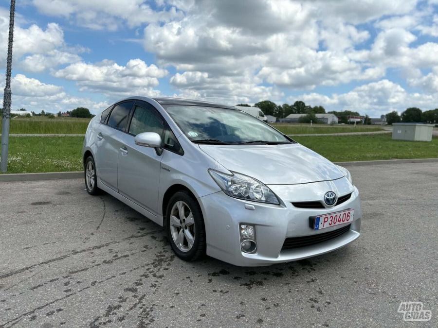 Pelēks Toyota Prius 2010 Kauņa, ar dzinēja tilpumu 1.80 L un nobraukumu 255 tūkst. km par 5400 €, foto 11 vietnē AUTOMOTO.COM.LV