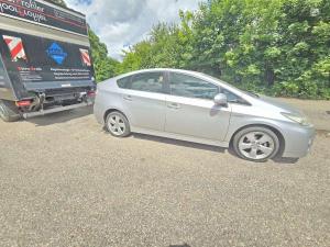 Grey Toyota Prius 2010 in Vilnius, with an engine capacity of 1.80 L and mileage of 285 thousand km for 5400 €, photo 6 on AUTOMOTO.COM.LV
