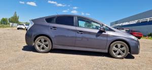 Grey Toyota Prius 2010 in Riga, with an engine capacity of 1.80 L and mileage of 220 thousand km for 7249 €, photo 7 on AUTOMOTO.COM.LV
