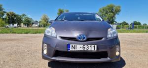 Grey Toyota Prius 2010 in Riga, with an engine capacity of 1.80 L and mileage of 220 thousand km for 7249 €, photo 9 on AUTOMOTO.COM.LV