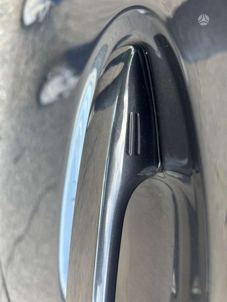 Pelēks Toyota Prius 2010 Panevēža, ar dzinēja tilpumu 1.80 L un nobraukumu 243 tūkst. km par 6200 €, foto 8 vietnē AUTOMOTO.COM.LV