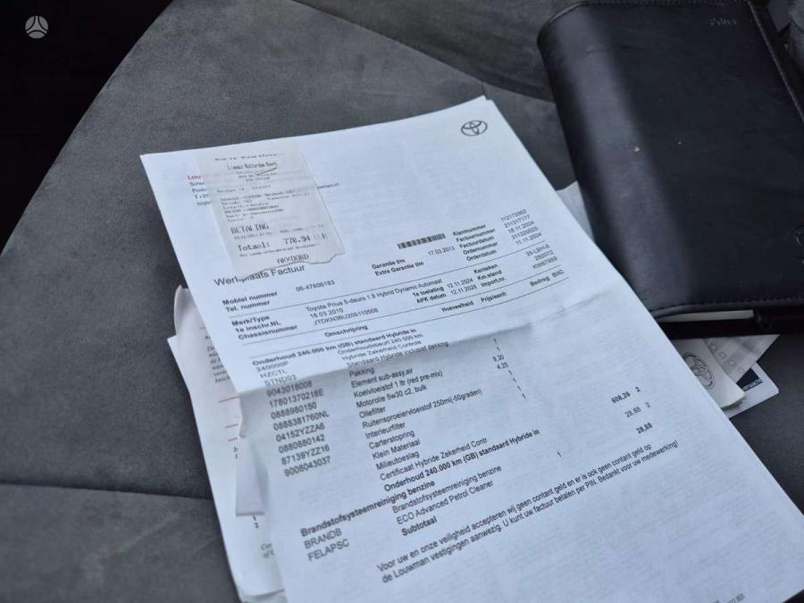 Pelēks Toyota Prius 2010 Kauņa, ar dzinēja tilpumu 1.80 L un nobraukumu 270 tūkst. km par 3900 €, foto 18 vietnē AUTOMOTO.COM.LV