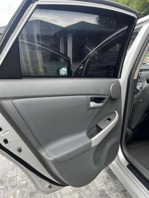 Pelēks Toyota Prius 2010 Šauļi, ar dzinēja tilpumu 1.80 L un nobraukumu 354 tūkst. km par 5300 €, foto 23 vietnē AUTOMOTO.COM.LV