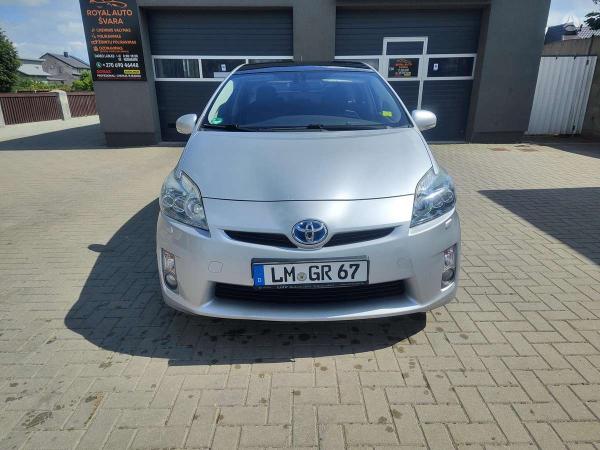 Pelēks Toyota Prius 2010 Tauragė, ar dzinēja tilpumu 1.80 L un nobraukumu 305 tūkst. km par 6200 €, foto 1 vietnē AUTOMOTO.COM.LV