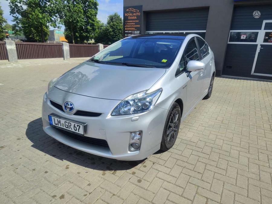 Серый Тойота Приус 2010 в Таураге, объемом двигателя 1.80 л и пробегом 305 тыс. км за 6200 €, фото 9 на AUTOMOTO.COM.LV