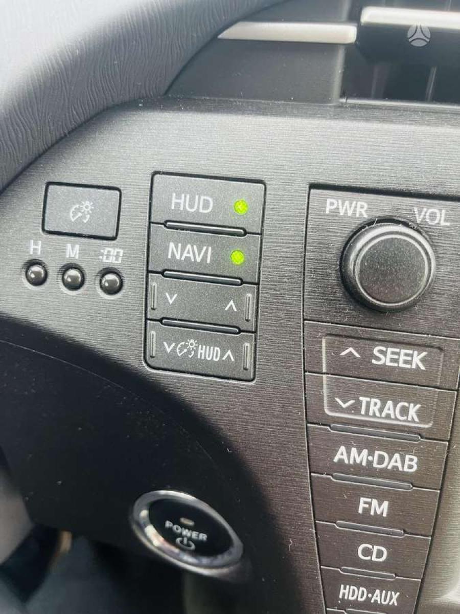 Pelēks Toyota Prius 2010 Viļņa, ar dzinēja tilpumu 1.80 L un nobraukumu 290 tūkst. km par 5699 €, foto 22 vietnē AUTOMOTO.COM.LV