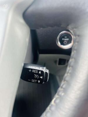 Pelēks Toyota Prius 2010 Viļņa, ar dzinēja tilpumu 1.80 L un nobraukumu 290 tūkst. km par 5699 €, foto 28 vietnē AUTOMOTO.COM.LV