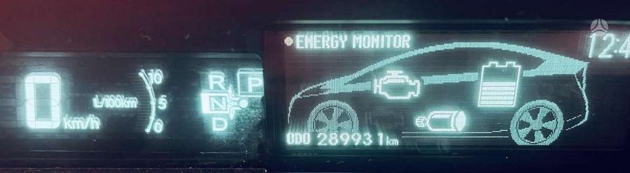 Pelēks Toyota Prius 2010 Viļņa, ar dzinēja tilpumu 1.80 L un nobraukumu 290 tūkst. km par 5699 €, foto 29 vietnē AUTOMOTO.COM.LV