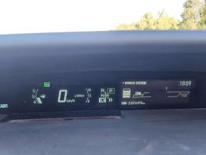 Pelēks Toyota Prius 2010 Viļņa, ar dzinēja tilpumu 1.80 L un nobraukumu 338 tūkst. km par 5000 €, foto 6 vietnē AUTOMOTO.COM.LV