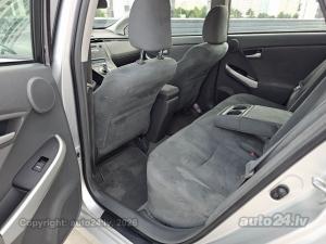 Pelēks Toyota Prius 2010 Tallina, ar dzinēja tilpumu 1.80 L un nobraukumu 334 tūkst. km par 4498 €, foto 14 vietnē AUTOMOTO.COM.LV