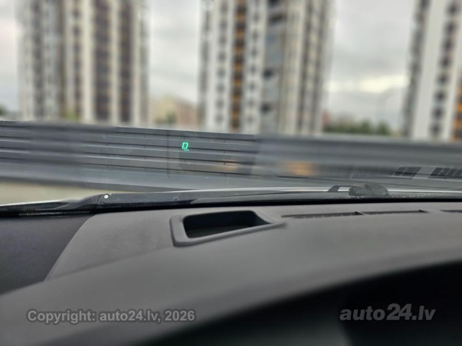 Pelēks Toyota Prius 2010 Tallina, ar dzinēja tilpumu 1.80 L un nobraukumu 334 tūkst. km par 4498 €, foto 17 vietnē AUTOMOTO.COM.LV