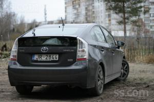Pelēks Toyota Prius 2011 Rīga, ar dzinēja tilpumu 1.80 L un nobraukumu 240 tūkst. km par 5900 €, foto 5 vietnē AUTOMOTO.COM.LV