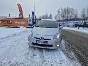 Pelēks Toyota Prius 2011 Kauņa, ar dzinēja tilpumu 1.80 L un nobraukumu 273 tūkst. km par 5990 €, foto 2 vietnē AUTOMOTO.COM.LV
