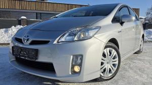 Grey Toyota Prius 2011 in Siauliai, with an engine capacity of 1.80 L and mileage of 250 thousand km for 6650 €, photo  on AUTOMOTO.COM.LV