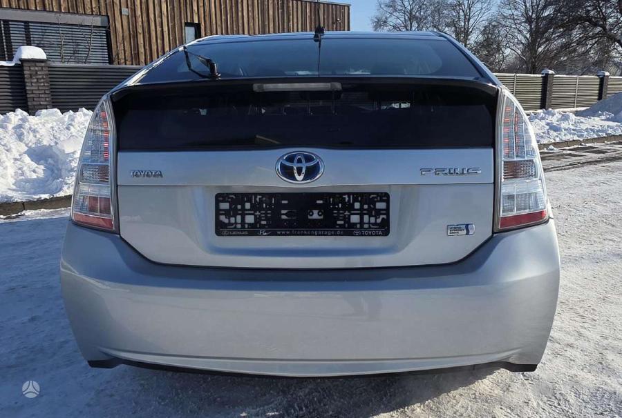 Pelēks Toyota Prius 2011 Šauļi, ar dzinēja tilpumu 1.80 L un nobraukumu 250 tūkst. km par 6650 €, foto 15 vietnē AUTOMOTO.COM.LV