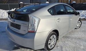 Pelēks Toyota Prius 2011 Šauļi, ar dzinēja tilpumu 1.80 L un nobraukumu 250 tūkst. km par 6650 €, foto 16 vietnē AUTOMOTO.COM.LV