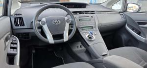 Pelēks Toyota Prius 2011 Šauļi, ar dzinēja tilpumu 1.80 L un nobraukumu 250 tūkst. km par 6650 €, foto 24 vietnē AUTOMOTO.COM.LV