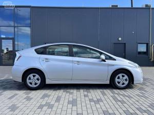 Pelēks Toyota Prius 2011 Šauļi, ar dzinēja tilpumu 1.80 L un nobraukumu 164 tūkst. km par 7300 €, foto 6 vietnē AUTOMOTO.COM.LV