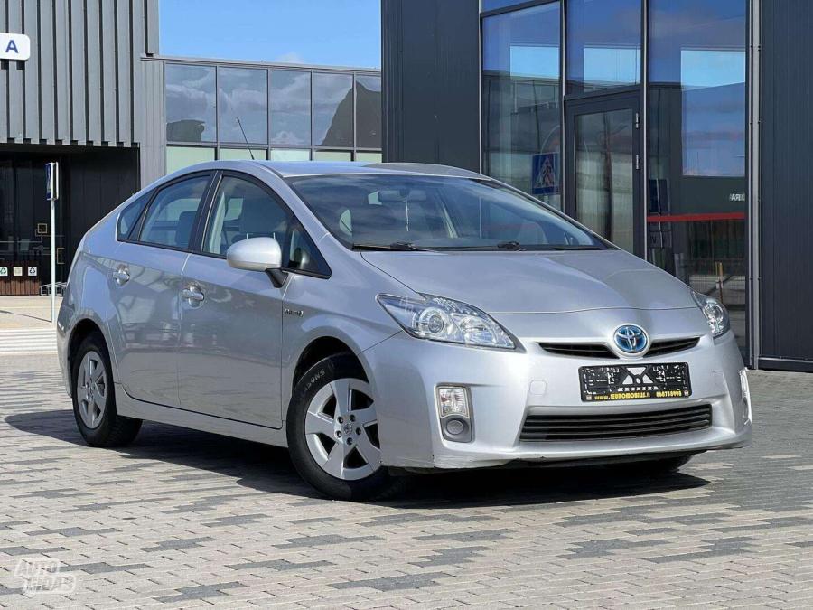 Pelēks Toyota Prius 2011 Šauļi, ar dzinēja tilpumu 1.80 L un nobraukumu 164 tūkst. km par 7300 €, foto 13 vietnē AUTOMOTO.COM.LV