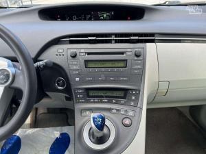 Pelēks Toyota Prius 2011 Šauļi, ar dzinēja tilpumu 1.80 L un nobraukumu 164 tūkst. km par 7300 €, foto 18 vietnē AUTOMOTO.COM.LV