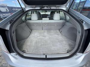 Pelēks Toyota Prius 2011 Šauļi, ar dzinēja tilpumu 1.80 L un nobraukumu 164 tūkst. km par 7300 €, foto 24 vietnē AUTOMOTO.COM.LV