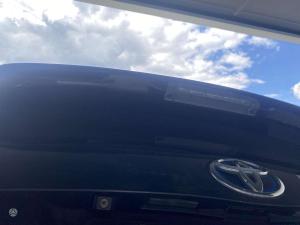 Grey Toyota Prius 2011 in Vilnius, with an engine capacity of 1.80 L and mileage of 220 thousand km for 6999 €, photo 15 on AUTOMOTO.COM.LV