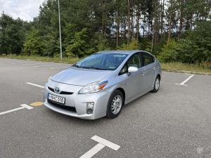 Серый Тойота Приус 2011 в Вильнюс, объемом двигателя 1.80 л и пробегом 288 тыс. км за 7500 €, фото  на AUTOMOTO.COM.LV